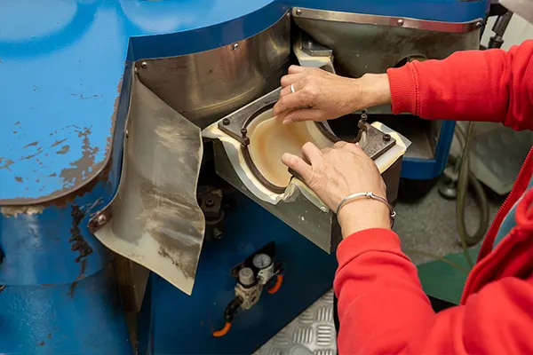 From Concept to Creation: Goggle Manufacturing Process | Hubo